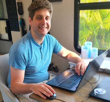 Working from the Road as a Research Analyst